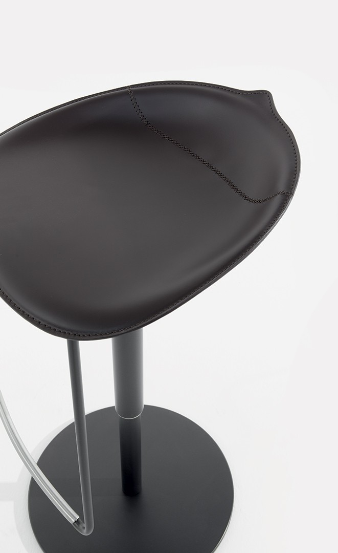Tab: modern backless bar stools | Bonaldo